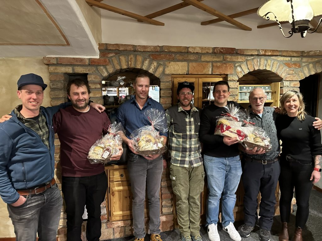 Gratulation zum Firmenjubiläum - Kran AG